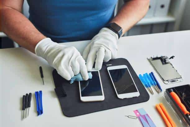 Phone Repair: 10 Common Issues & Solutions in Houston